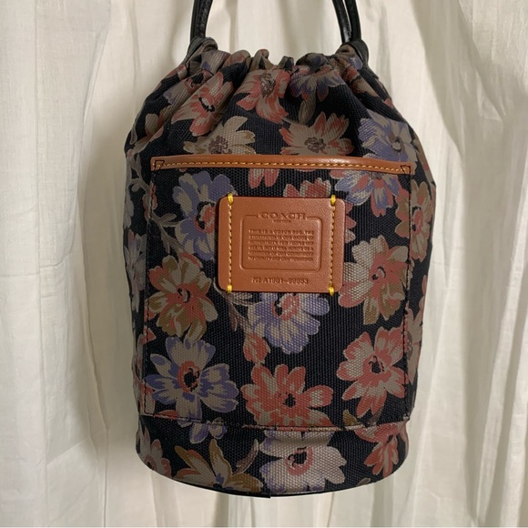 Coach | Bags | Coach Drawstring Bucket Bag Style 69653 Floral Insert ...